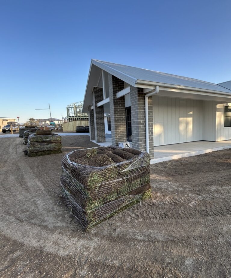 Turf Delivery Sydney - Grass Turf Delivery Options | Arrow Turf