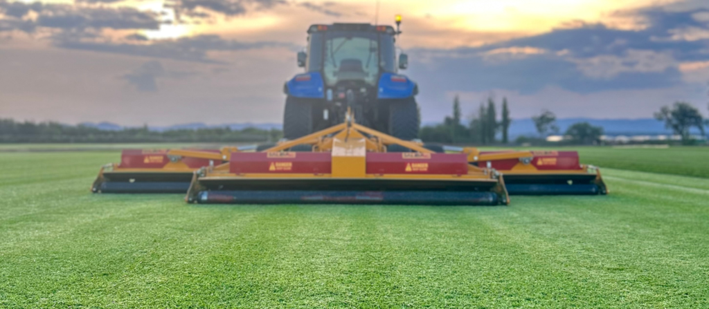 Turf Services - Residential or Commercial Turf Sydney | Arrow Turf